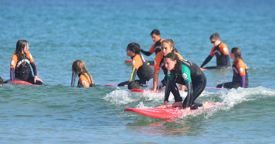 Surf para principiantes: 16 consejos para surfistas principiantes.
