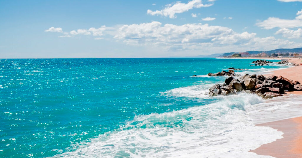 Hacer Surf en Barcelona ¿Dónde están las mejores olas?