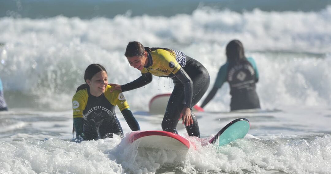 Campamentos de surf para niños y niñas - Watsay Surf School
