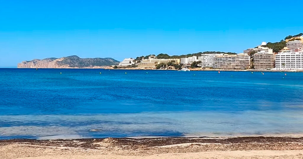 Hacer surf en Mallorca descubre las mejores playas para surfear
